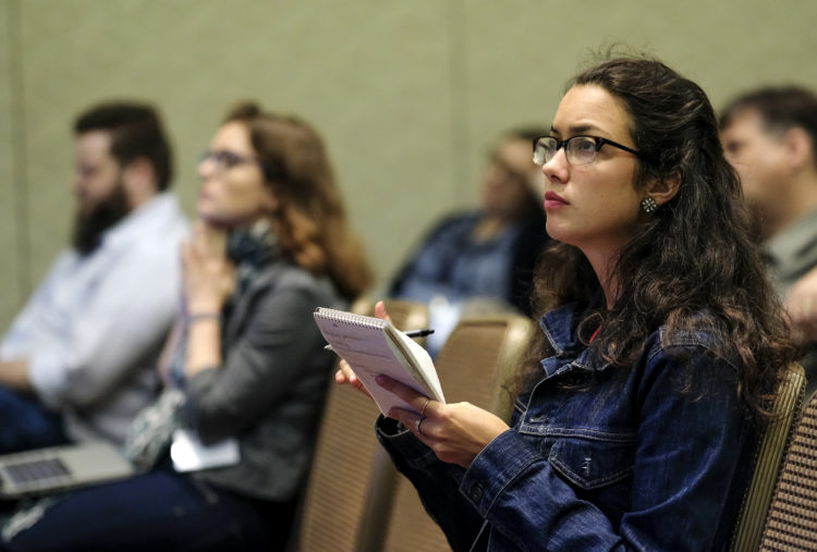 Editors group launches to help local newsrooms do investigative ...